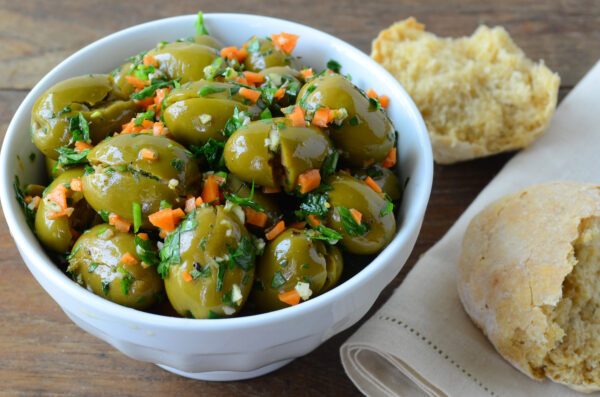 Sicilian Marinated Olives – A Sicilian Peasant's Table